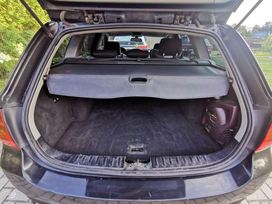 Melns BMW 320 2005 Kauņa, ar dzinēja tilpumu 2.00 L un nobraukumu 350 tūkst. km par 2800 €, foto 9 vietnē AUTOMOTO.COM.LV