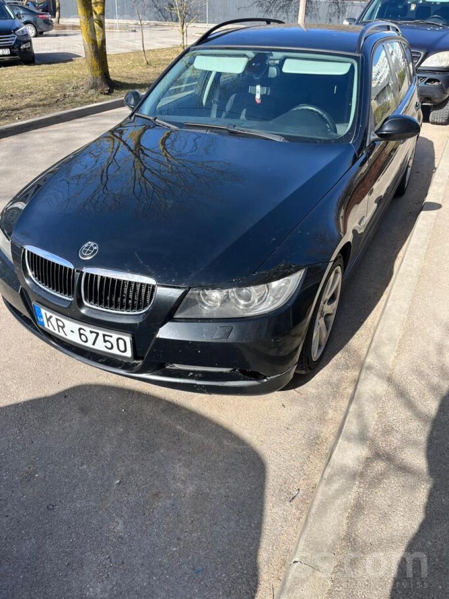 Melns BMW 320 2005 Liepāja, ar dzinēja tilpumu 2.00 L un nobraukumu 427 tūkst. km par 2300 €, foto 5 vietnē AUTOMOTO.COM.LV