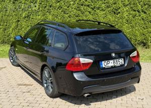 Melns BMW 320 2005 Rīga, ar dzinēja tilpumu 2.00 L un nobraukumu 385 tūkst. km par 4390 €, foto 13 vietnē AUTOMOTO.COM.LV