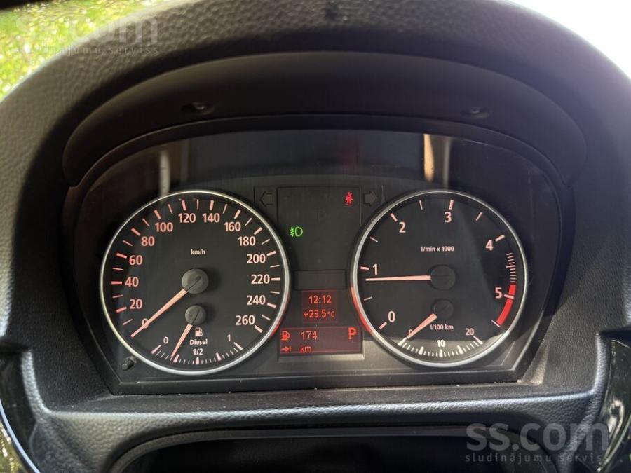 Melns BMW 320 2005 Rīga, ar dzinēja tilpumu 2.00 L un nobraukumu 385 tūkst. km par 4390 €, foto 21 vietnē AUTOMOTO.COM.LV