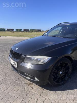 Melns BMW 320 2005 Liepāja, ar dzinēja tilpumu 2.00 L un nobraukumu 386 tūkst. km par 3400 €, foto 3 vietnē AUTOMOTO.COM.LV