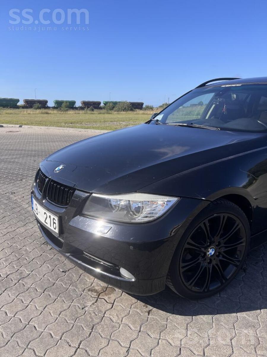 Melns BMW 320 2005 Liepāja, ar dzinēja tilpumu 2.00 L un nobraukumu 386 tūkst. km par 3400 €, foto 3 vietnē AUTOMOTO.COM.LV