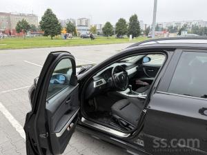 Black BMW 320 2005 in Riga, with an engine capacity of 2.00 L and mileage of 395 thousand km for 3550 €, photo 10 on AUTOMOTO.COM.LV