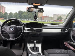 Black BMW 320 2005 in Riga, with an engine capacity of 2.00 L and mileage of 395 thousand km for 3550 €, photo 12 on AUTOMOTO.COM.LV