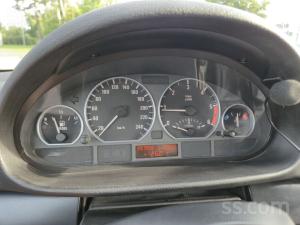 Melns BMW 320 2005 Rīga, ar dzinēja tilpumu 2.00 L un nobraukumu 398 tūkst. km par 1850 €, foto 13 vietnē AUTOMOTO.COM.LV