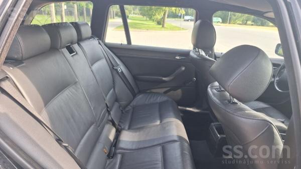 Black BMW 320 2005 in Riga, with an engine capacity of 2.00 L and mileage of 395 thousand km for 1800 €, photo 6 on AUTOMOTO.COM.LV