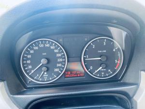 Черный БМВ 320 2005 в Вильнюс, объемом двигателя 2.00 л и пробегом 296 тыс. км за 2350 €, фото 18 на AUTOMOTO.COM.LV