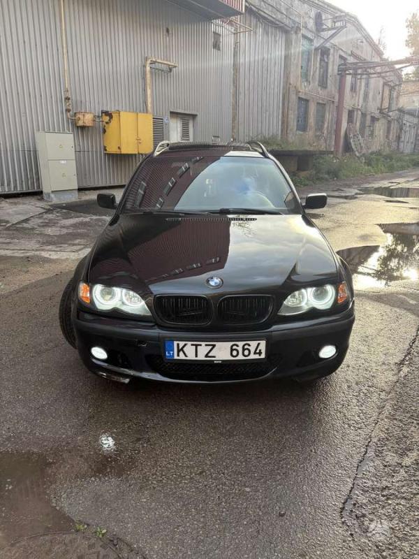 Black BMW 320 2005 in Siauliai, with an engine capacity of 2.00 L and mileage of 395 thousand km for 2300 €, photo 3 on AUTOMOTO.COM.LV