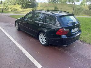 Черный БМВ 320 2005 в Шяуляй, объемом двигателя 2.00 л и пробегом 423 тыс. км за 1900 €, фото 4 на AUTOMOTO.COM.LV