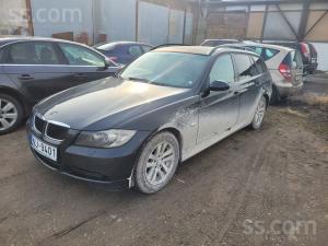 Melns BMW 320 2005 Rīga, ar dzinēja tilpumu 2.00 L un nobraukumu 296 tūkst. km par 1300 €, foto  vietnē AUTOMOTO.COM.LV