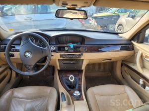 Black BMW 320 2005 in Riga, with an engine capacity of 2.00 L and mileage of 296 thousand km for 1300 €, photo 8 on AUTOMOTO.COM.LV