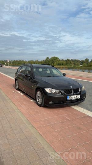Melns BMW 320 2005 Jelgava, ar dzinēja tilpumu 2.00 L un nobraukumu 430 tūkst. km par 2500 €, foto 4 vietnē AUTOMOTO.COM.LV