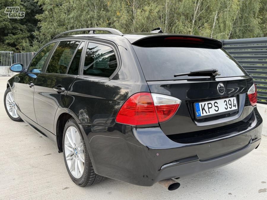 Black BMW 320 2005 in Vilnius, with an engine capacity of 2.00 L and mileage of 415 thousand km for 3500 €, photo 5 on AUTOMOTO.COM.LV