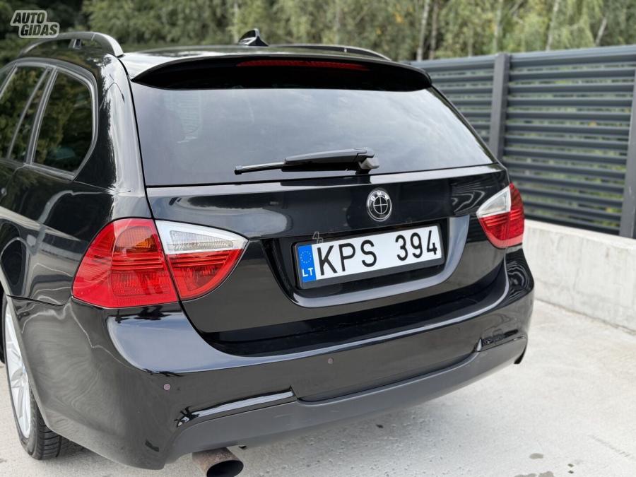 Black BMW 320 2005 in Vilnius, with an engine capacity of 2.00 L and mileage of 415 thousand km for 3500 €, photo 6 on AUTOMOTO.COM.LV