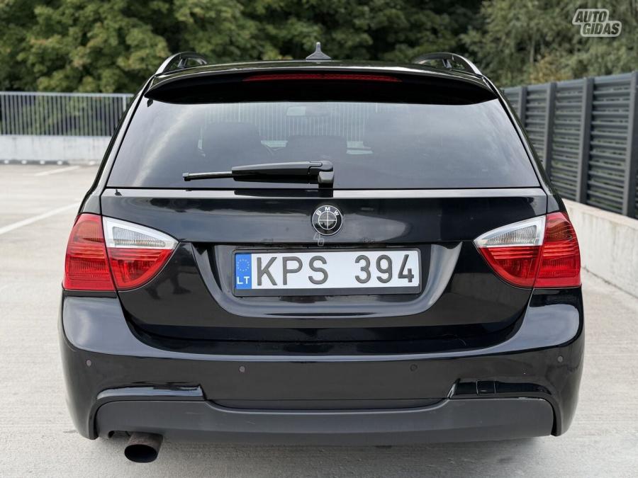 Black BMW 320 2005 in Vilnius, with an engine capacity of 2.00 L and mileage of 415 thousand km for 3500 €, photo 7 on AUTOMOTO.COM.LV