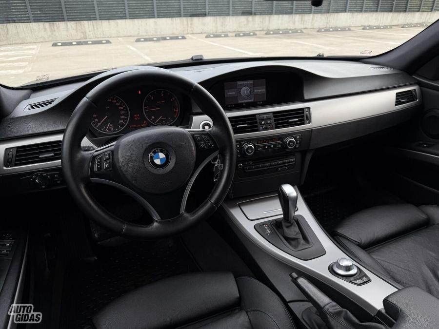 Black BMW 320 2005 in Vilnius, with an engine capacity of 2.00 L and mileage of 415 thousand km for 3500 €, photo 17 on AUTOMOTO.COM.LV