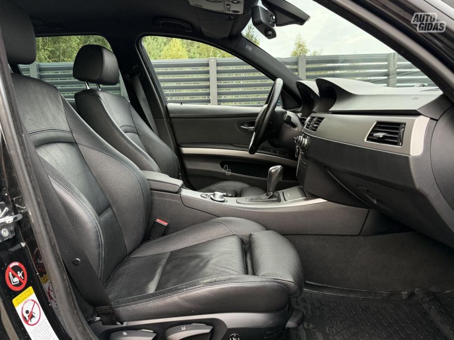 Black BMW 320 2005 in Vilnius, with an engine capacity of 2.00 L and mileage of 415 thousand km for 3500 €, photo 23 on AUTOMOTO.COM.LV