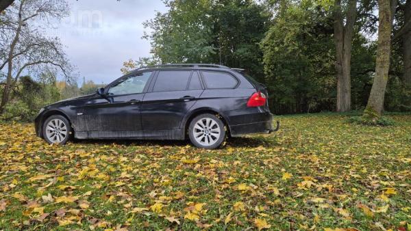 Черный БМВ 320 2005 в Елгава, объемом двигателя 2.00 л и пробегом 398 тыс. км за 2200 €, фото 3 на AUTOMOTO.COM.LV