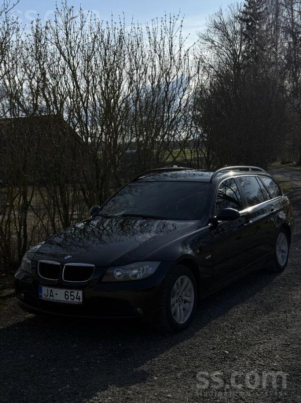 Melns BMW 320 2006 Bauska, ar dzinēja tilpumu 2.00 L un nobraukumu 367 tūkst. km par 2300 €, foto 1 vietnē AUTOMOTO.COM.LV