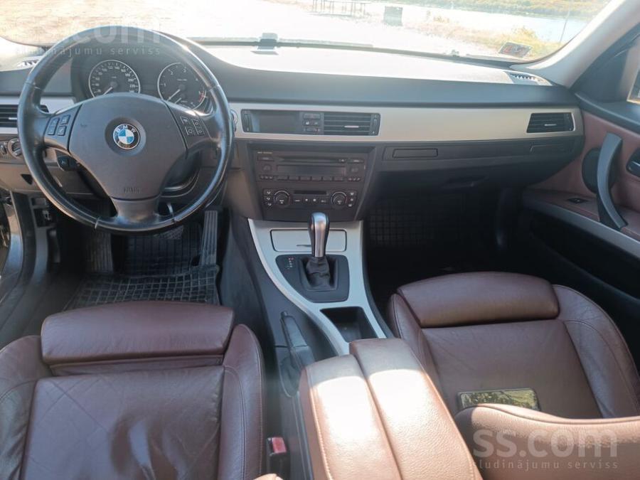 Melns BMW 320 2006 Rēzekne, ar dzinēja tilpumu 2.00 L un nobraukumu 430 tūkst. km par 3800 €, foto 5 vietnē AUTOMOTO.COM.LV