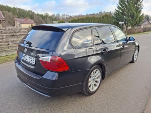 Melns BMW 320 2006 Kretinga, ar dzinēja tilpumu 2.00 L un nobraukumu 404 tūkst. km par 2250 €, foto 4 vietnē AUTOMOTO.COM.LV