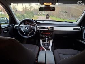 Melns BMW 320 2006 Kretinga, ar dzinēja tilpumu 2.00 L un nobraukumu 404 tūkst. km par 2250 €, foto 10 vietnē AUTOMOTO.COM.LV