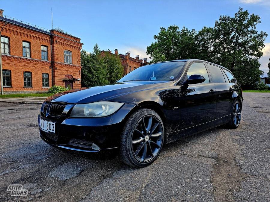 Black BMW 320 2006 in Kaunas, with an engine capacity of 2.00 L and mileage of 303 thousand km for 1499 €, photo 2 on AUTOMOTO.COM.LV