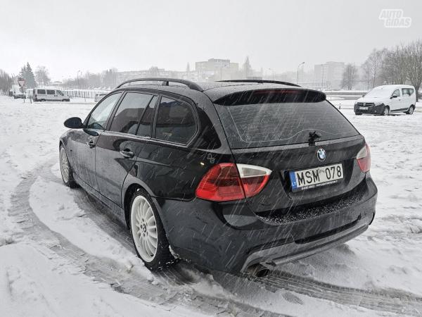 Black BMW 320 2006 in Klaipeda, with an engine capacity of 2.00 L and mileage of 388 thousand km for 2890 €, photo 10 on AUTOMOTO.COM.LV