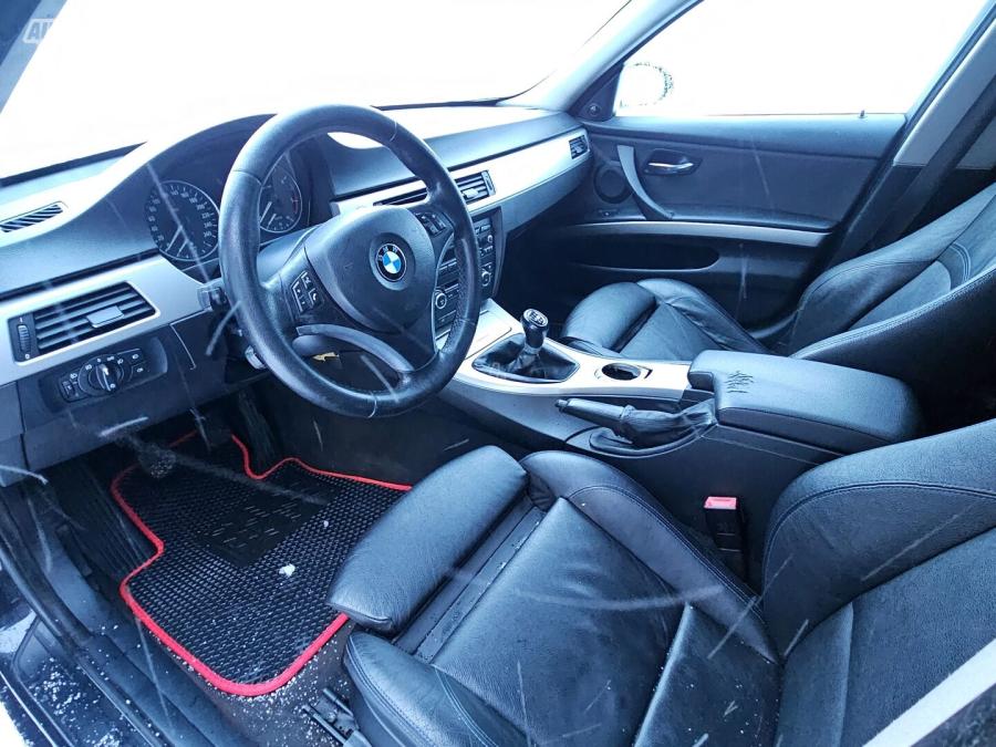 Black BMW 320 2006 in Klaipeda, with an engine capacity of 2.00 L and mileage of 388 thousand km for 2890 €, photo 12 on AUTOMOTO.COM.LV