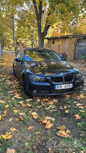 Melns BMW 320 2006 Rīga, ar dzinēja tilpumu 1.80 L un nobraukumu 387 tūkst. km par 2500 €, foto 2 vietnē AUTOMOTO.COM.LV