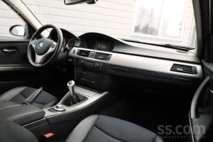 Black BMW 320 2006 in Tukums, with an engine capacity of 2.00 L and mileage of 249 thousand km for 4700 €, photo 8 on AUTOMOTO.COM.LV