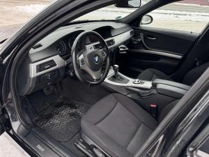 Melns BMW 320 2006 Marijampole, ar dzinēja tilpumu 2.00 L un nobraukumu 307 tūkst. km par 3750 €, foto 10 vietnē AUTOMOTO.COM.LV