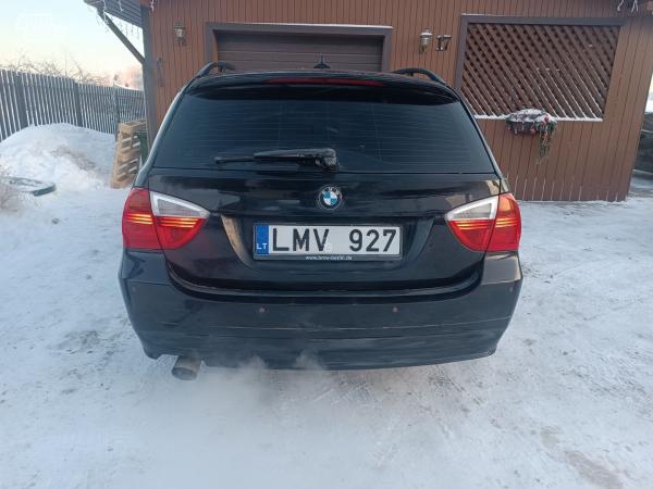 Melns BMW 320 2006 Šauļi, ar dzinēja tilpumu 2.00 L un nobraukumu 305 tūkst. km par 2700 €, foto 7 vietnē AUTOMOTO.COM.LV