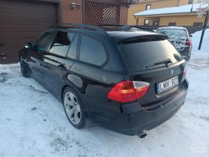 Melns BMW 320 2006 Šauļi, ar dzinēja tilpumu 2.00 L un nobraukumu 305 tūkst. km par 2700 €, foto 10 vietnē AUTOMOTO.COM.LV