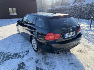 Black BMW 320 2006 in Kaisiadorys, with an engine capacity of 2.00 L and mileage of 415 thousand km for 2650 €, photo 3 on AUTOMOTO.COM.LV
