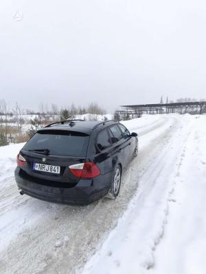 Melns BMW 320 2006 Klaipėda, ar dzinēja tilpumu 2.00 L un nobraukumu 281 tūkst. km par 3000 €, foto 3 vietnē AUTOMOTO.COM.LV