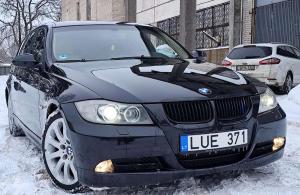 Melns BMW 320 2006 Šilutė, ar dzinēja tilpumu 2.00 L un nobraukumu 350 tūkst. km par 3699 €, foto 3 vietnē AUTOMOTO.COM.LV