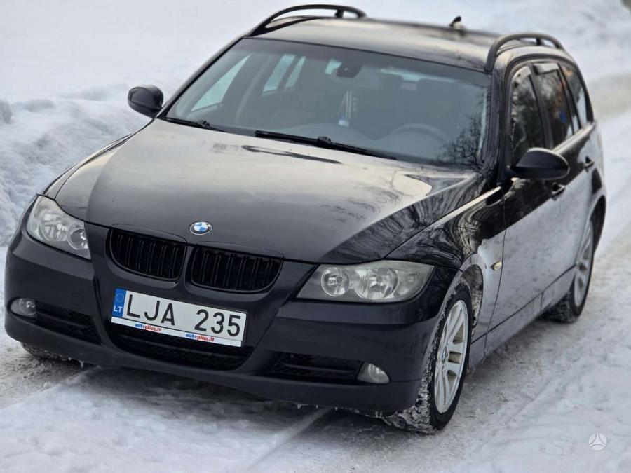 Black BMW 320 2006 in Radviliskis, with an engine capacity of 2.00 L and mileage of 400 thousand km for 2750 €, photo 1 on AUTOMOTO.COM.LV
