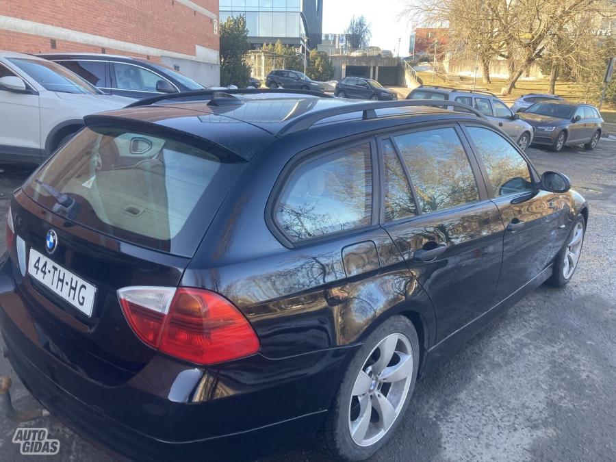 Black BMW 320 2006 in Vilnius, with an engine capacity of 2.00 L and mileage of 395 thousand km for 2250 €, photo 1 on AUTOMOTO.COM.LV