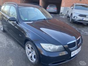 Black BMW 320 2006 in Vilnius, with an engine capacity of 2.00 L and mileage of 395 thousand km for 2250 €, photo 4 on AUTOMOTO.COM.LV