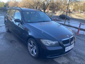 Black BMW 320 2006 in Vilnius, with an engine capacity of 2.00 L and mileage of 395 thousand km for 2250 €, photo 2 on AUTOMOTO.COM.LV