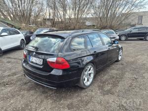 Black BMW 320 2006 in Riga, with an engine capacity of 2.00 L and mileage of 267 thousand km for 2690 €, photo 6 on AUTOMOTO.COM.LV