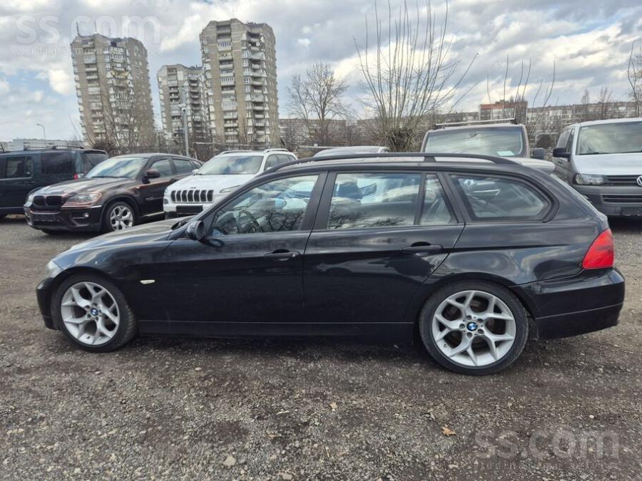 Black BMW 320 2006 in Riga, with an engine capacity of 2.00 L and mileage of 267 thousand km for 2690 €, photo 9 on AUTOMOTO.COM.LV