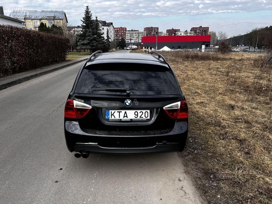 Black BMW 320 2006 in Vilnius, with an engine capacity of 2.00 L and mileage of 442 thousand km for 2200 €, photo 5 on AUTOMOTO.COM.LV