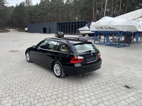 Black BMW 320 2006 in Kaunas, with an engine capacity of 2.00 L and mileage of 258 thousand km for 2900 €, photo 4 on AUTOMOTO.COM.LV