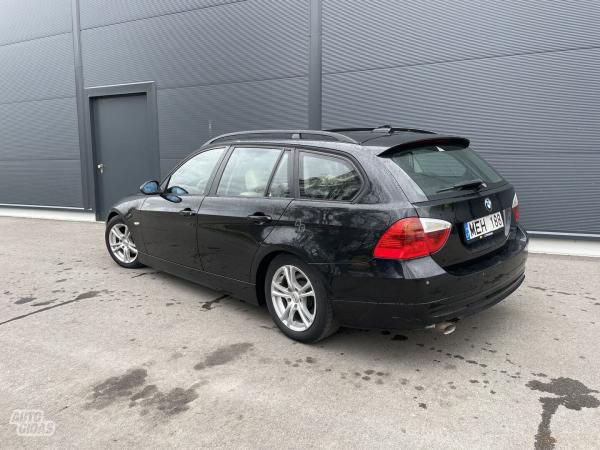 Melns BMW 320 2006 Alīta, ar dzinēja tilpumu 2.00 L un nobraukumu 400 tūkst. km par 2590 €, foto 1 vietnē AUTOMOTO.COM.LV