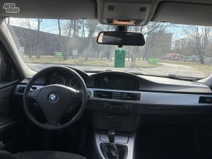Melns BMW 320 2006 Kauņa, ar dzinēja tilpumu 2.00 L un nobraukumu 283 tūkst. km par 2700 €, foto 14 vietnē AUTOMOTO.COM.LV
