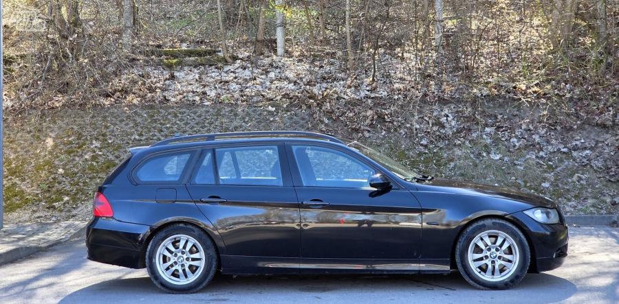 Black BMW 320 2006 in Alytus, with an engine capacity of 2.00 L and mileage of 345 thousand km for 3400 €, photo 6 on AUTOMOTO.COM.LV