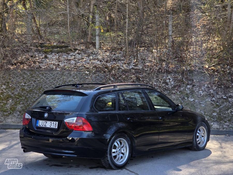 Black BMW 320 2006 in Alytus, with an engine capacity of 2.00 L and mileage of 345 thousand km for 3400 €, photo 9 on AUTOMOTO.COM.LV