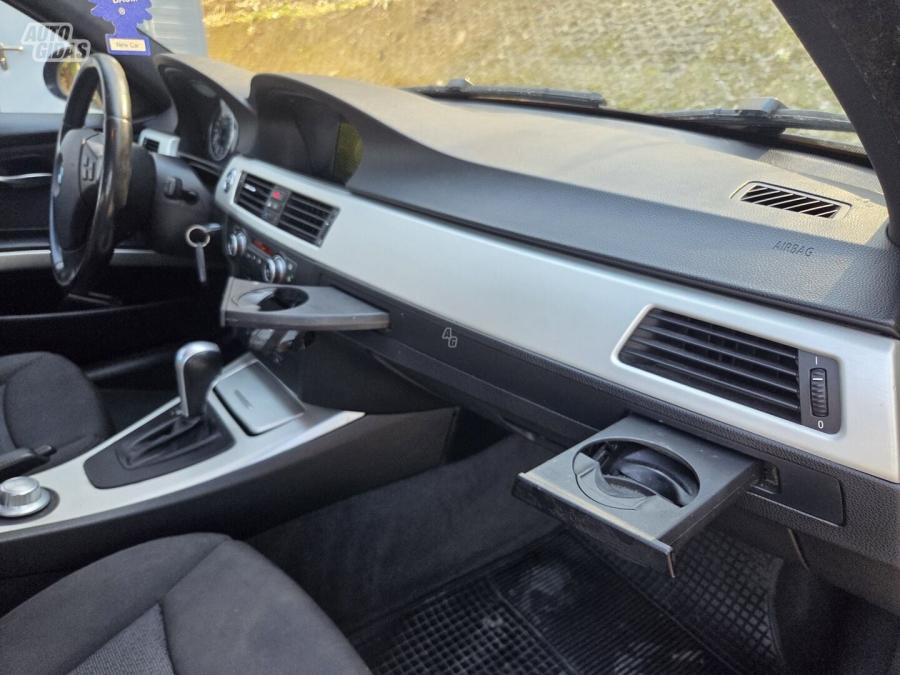 Black BMW 320 2006 in Alytus, with an engine capacity of 2.00 L and mileage of 345 thousand km for 3400 €, photo 15 on AUTOMOTO.COM.LV